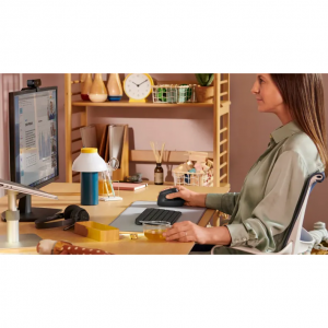 Logitech Lift vs. Lift for Mac vs. MX Vertical: Differences and Reviews ...